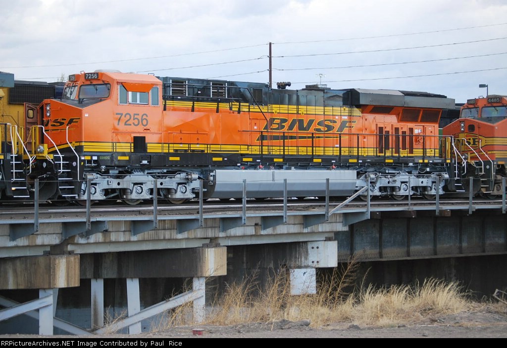 BNSF 7256